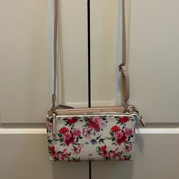 George | Bags | George Flower Purse | Poshmark